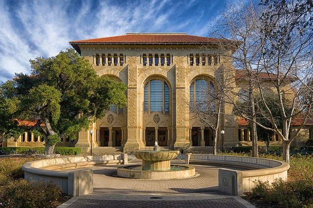 Expert Guide: Should I Go to Community College First? · PrepScholar
